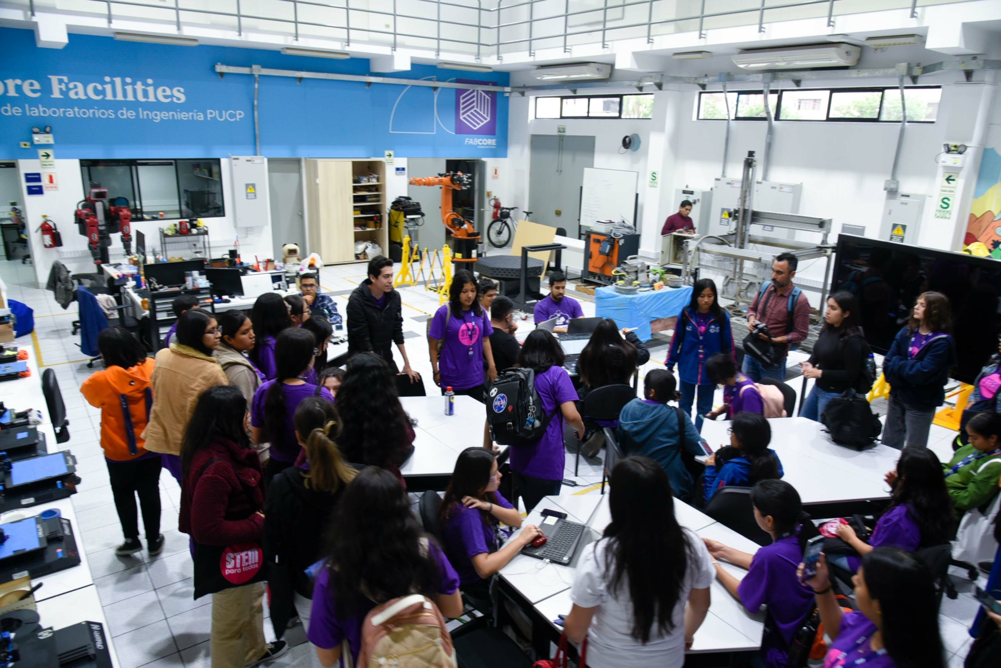Revive lo que fue STEM para todas en Lima - Departamento Académico de ...